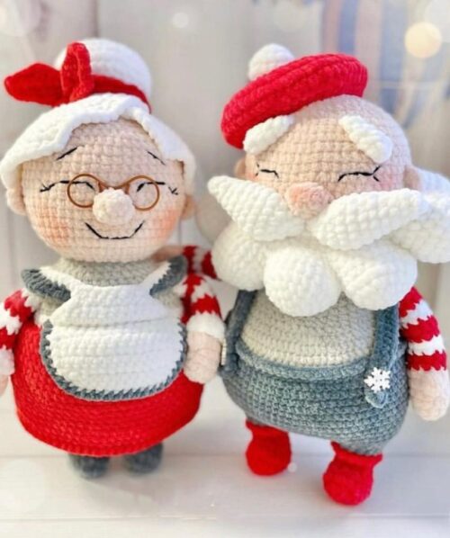Spreading Christmas Joy with the Free Mr. and Mrs. Claus Pattern ...
