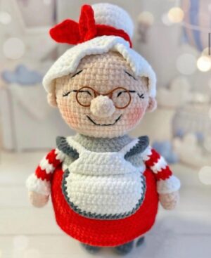 Spreading Christmas Joy with the Free Mr. and Mrs. Claus Pattern ...